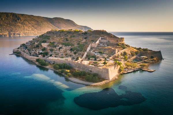 ilhas abandonadas e incríveis ao redor do mundo Viagem Casa Vogue