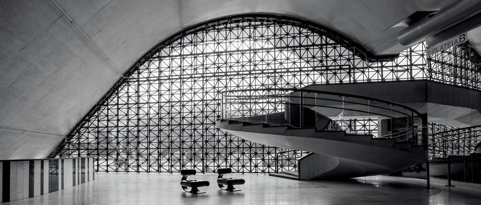 Arte do resgate: a história dos 30 anos da Etel