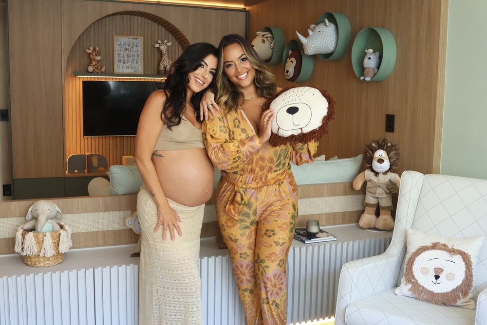 Camila Farani e Tula Tavares abrem quartinho do filho Lucca