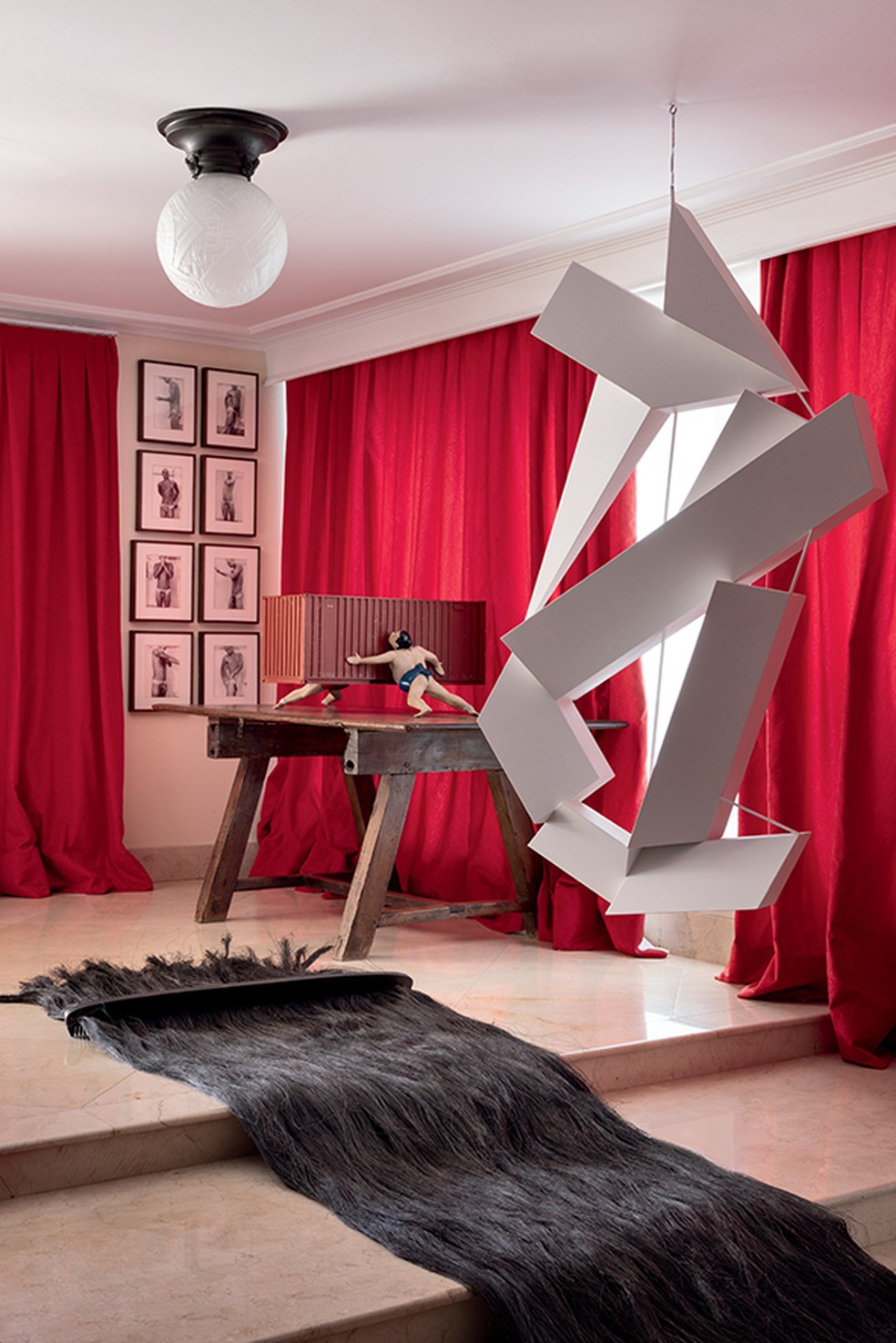 Por dentro do apartamento-museu de Charles Cosac; vídeo