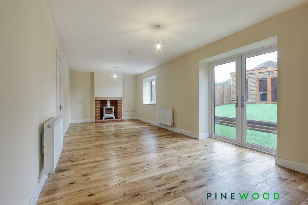 Casa de R$ 2,5 milhões viraliza por ter 'horrível' grama artificial ...