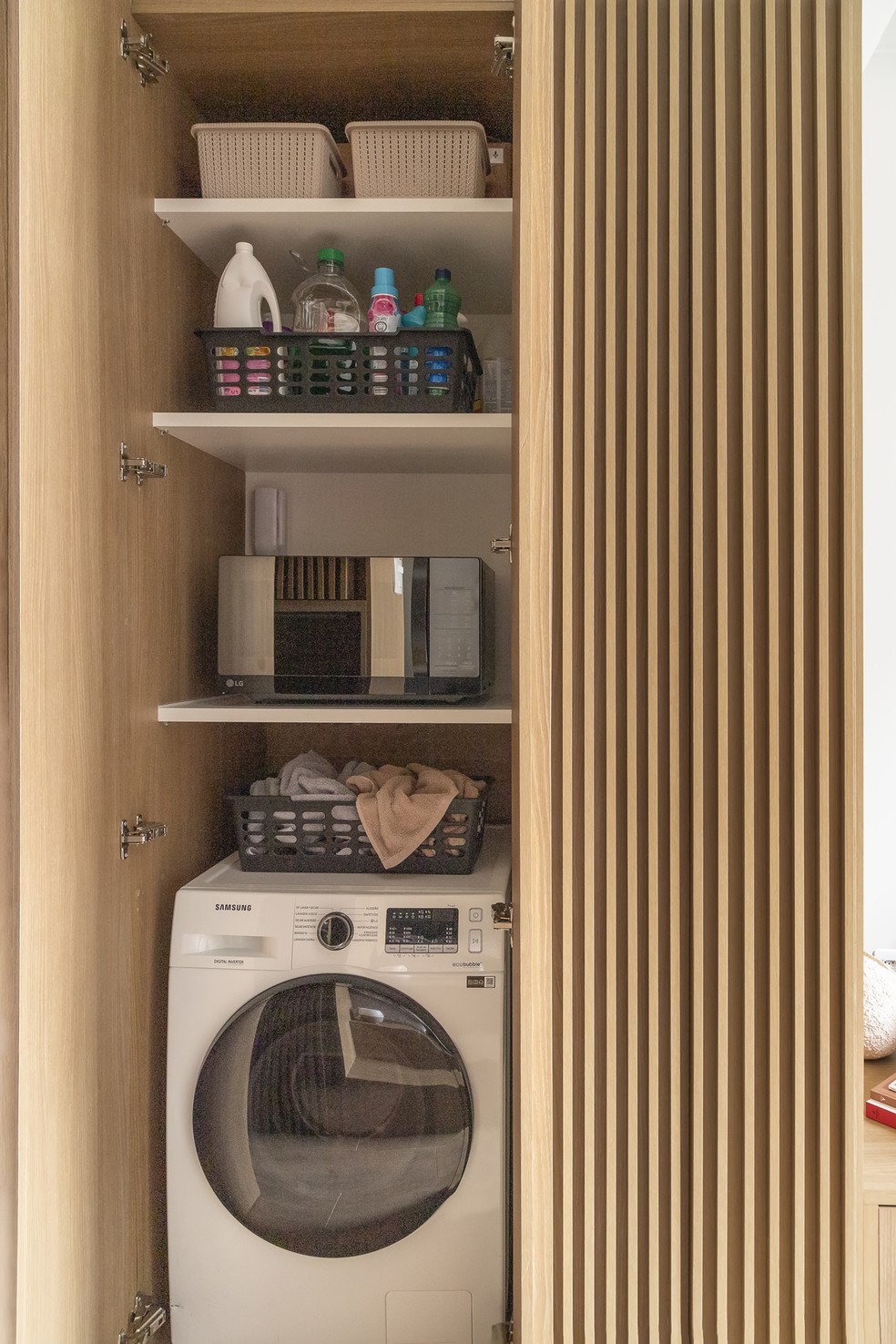 Influenciador Alan Victor mostra resultado de reforma em studio de 29m²