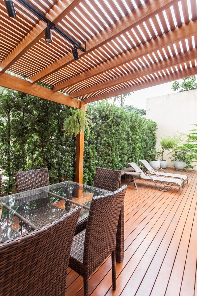 Pergolado de madeira: como fazer e ideias incríveis para decorar o seu ...