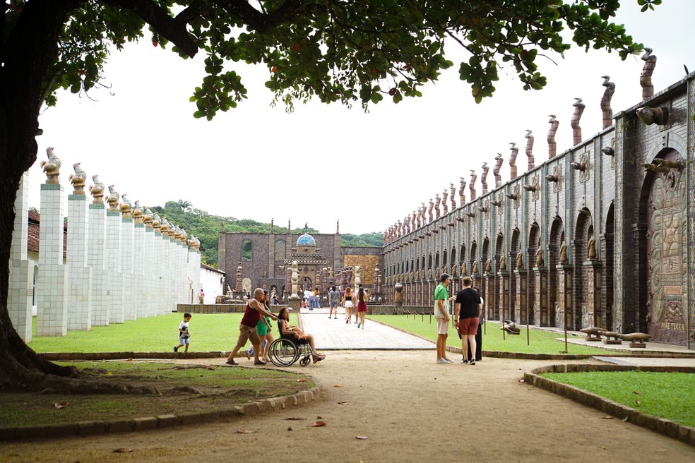 Oficina Francisco Brennand inaugura loja em São Paulo e amplia presença ...