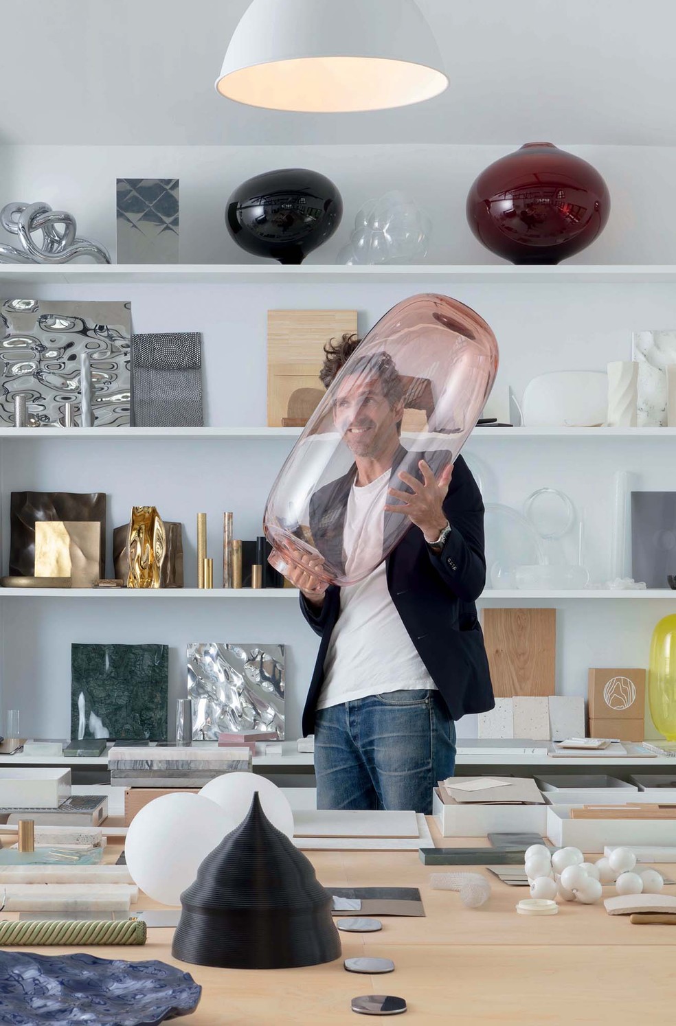 Conheça Mathieu Lehanneur, designer do ano da Maison&Objet e criador da ...