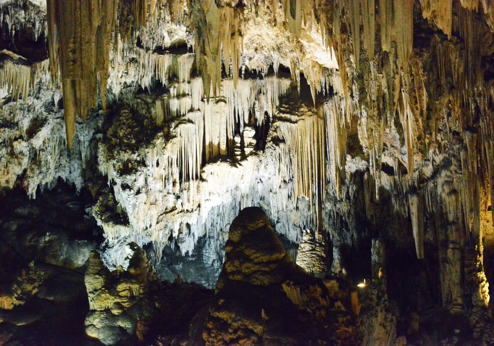 Como é a caverna visitada por seres humanos há mais de 40 mil anos