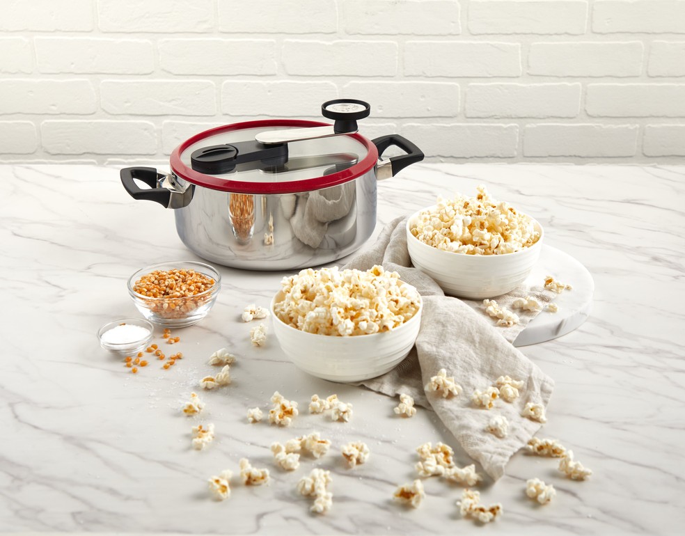 Dia da Pipoca: aprenda a fazer pipoca com manteiga e ervas finas ...