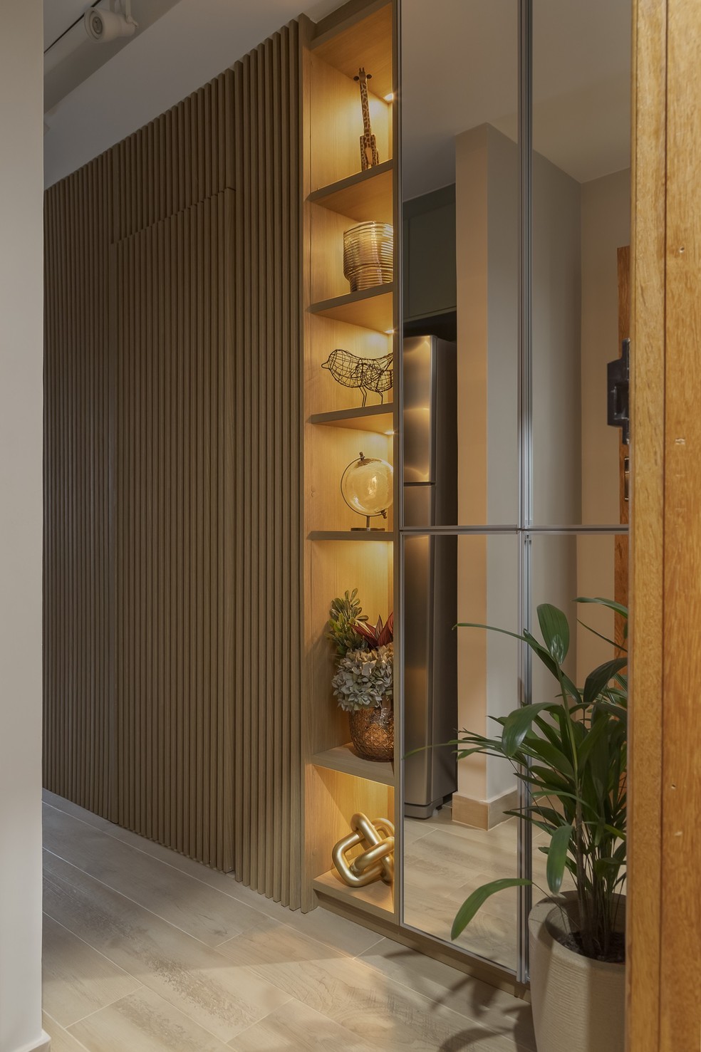 Influenciador Alan Victor mostra resultado de reforma em studio de 29m²