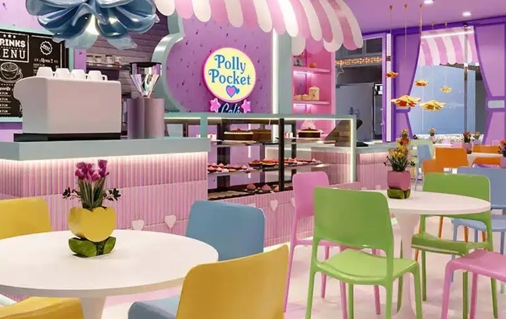 Lembra da Polly Pocket? Boneca inspira cafeteria no México