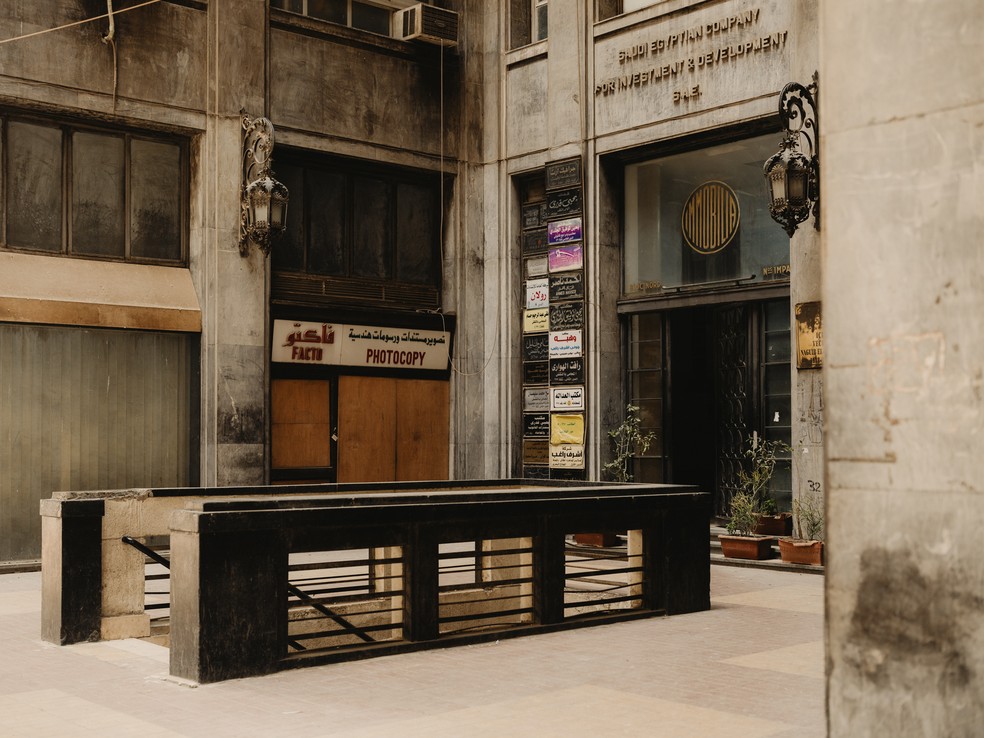Antigo prédio art déco no Cairo abriga um hotel secreto e super exclusivo
