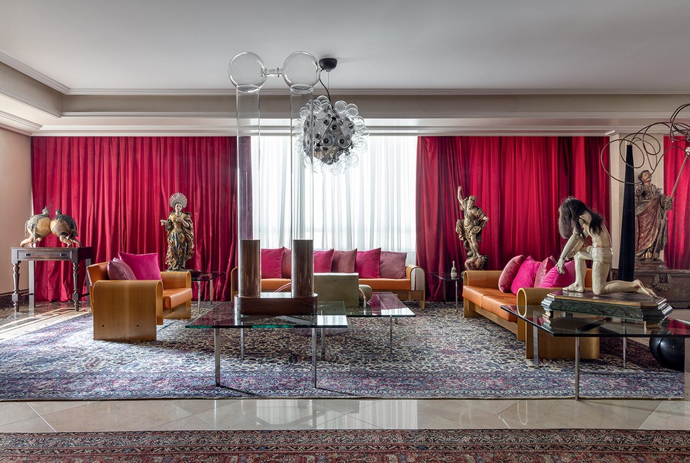 Por dentro do apartamento-museu de Charles Cosac; vídeo