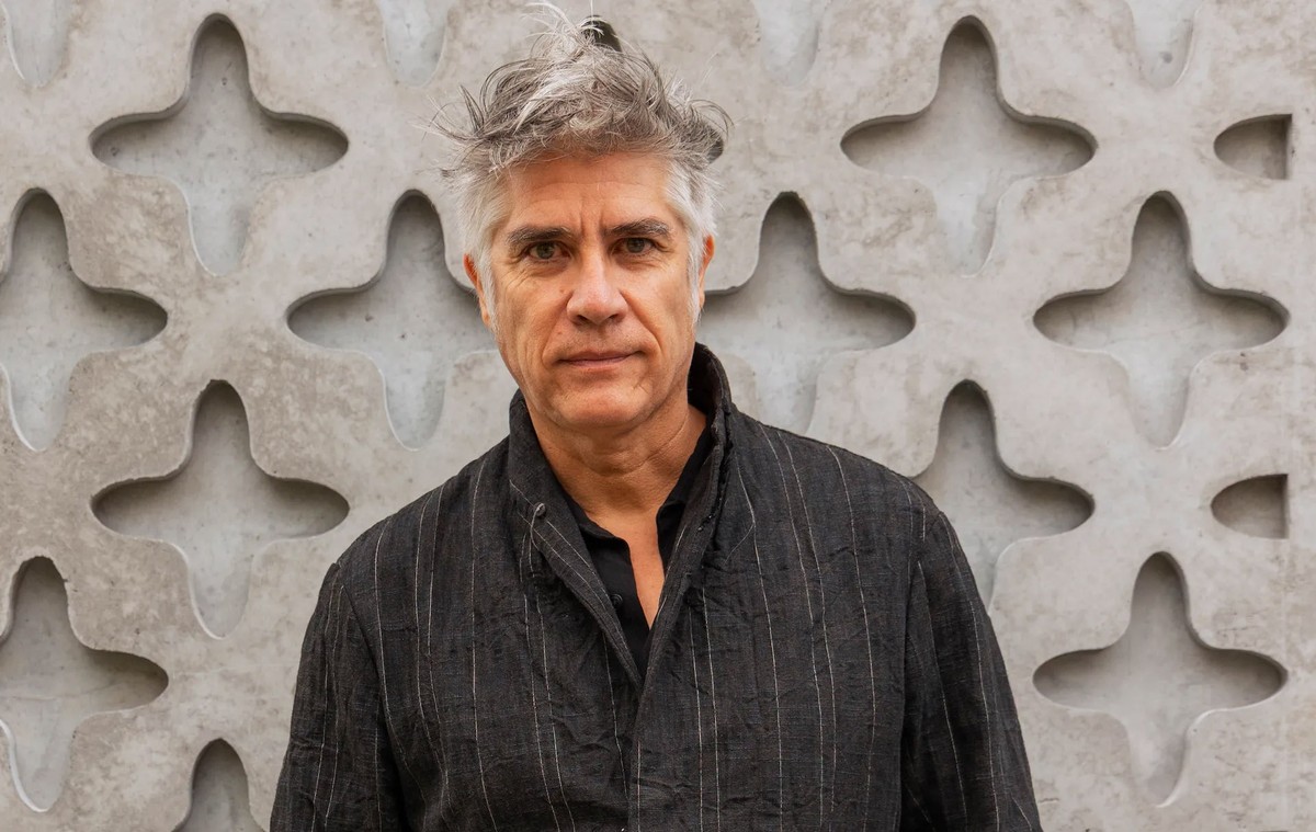 Alejandro Aravena: 'Deveríamos pensar mais no que não construir do que ...