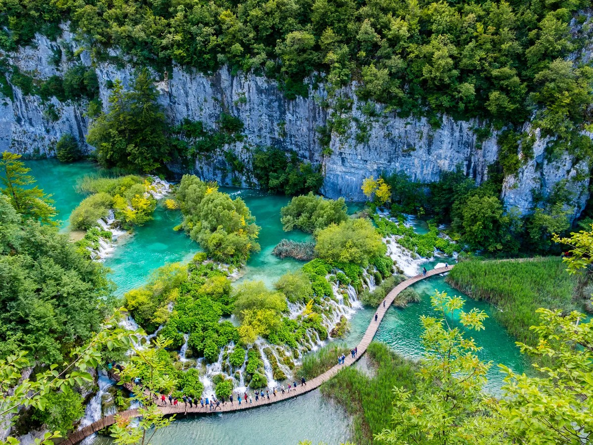 Os 9 lagos mais bonitos do mundo | Viagem | Casa Vogue