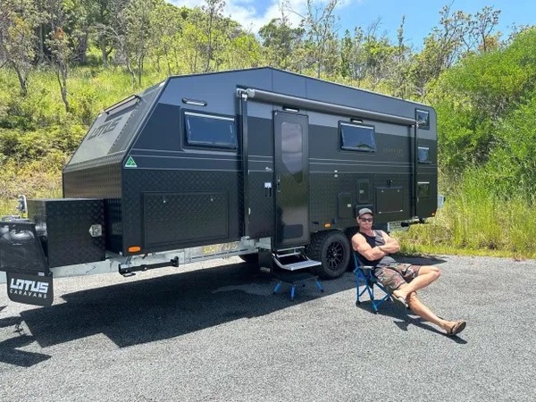 Chris Hermsworth: Veja interiores do motorhome do ator de 'Thor'