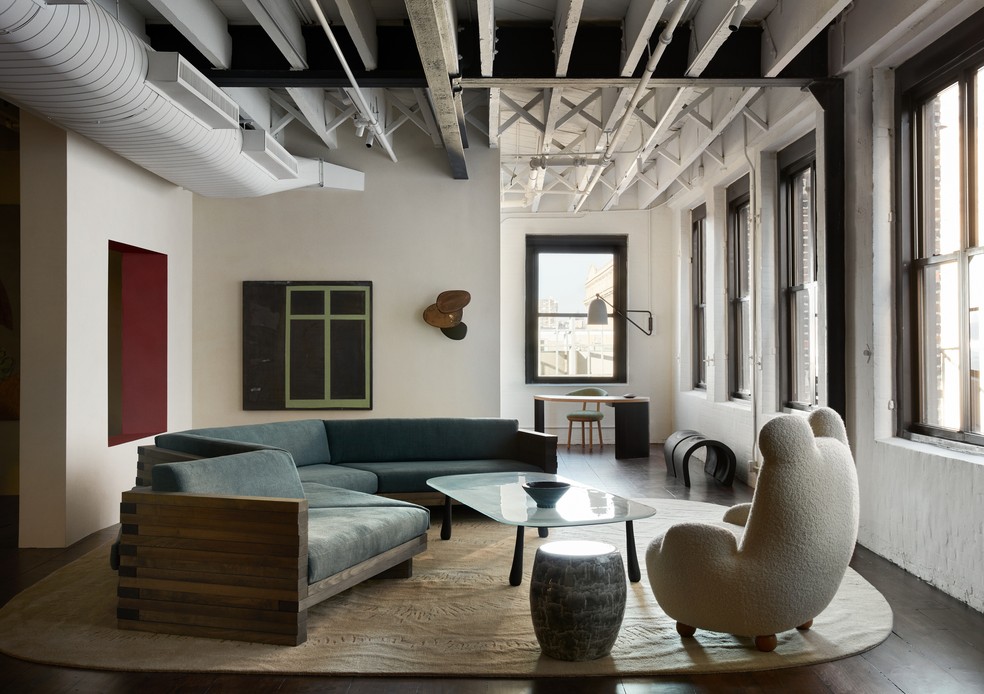 Pierre Yovanovitch inaugura galerias que combinam arte e design