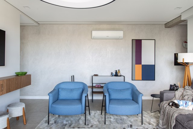 Em Santa Maria, apartamento de 115 m² combina madeira e revestimentos ...