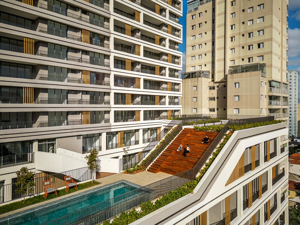 Em São Paulo, desnível do terreno é transformado em área de convivência ...