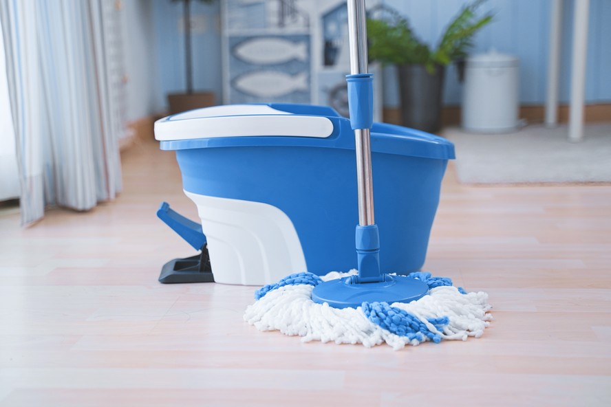 8 produtos de limpeza para deixar sua casa sempre cheirosa