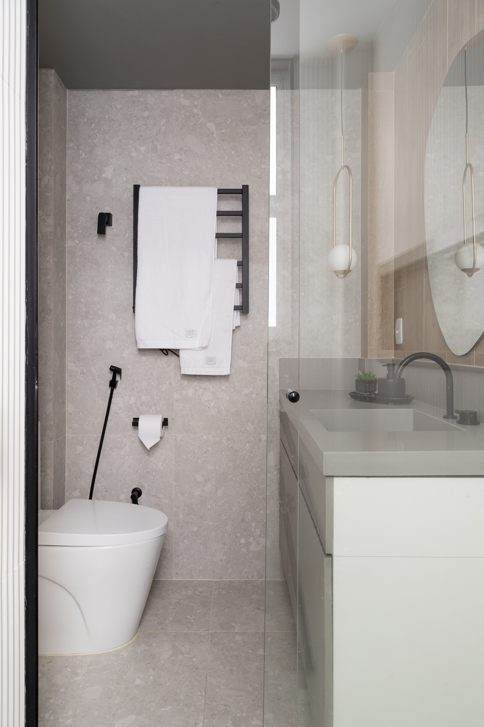 Influenciador Alan Victor mostra resultado de reforma em studio de 29m²