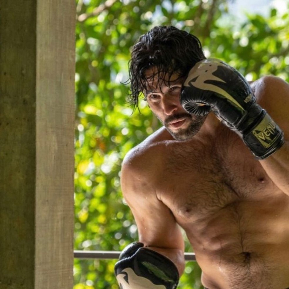 Dudu Azevedo valoriza vida em área verde preservada: 'Minha casa é um ...