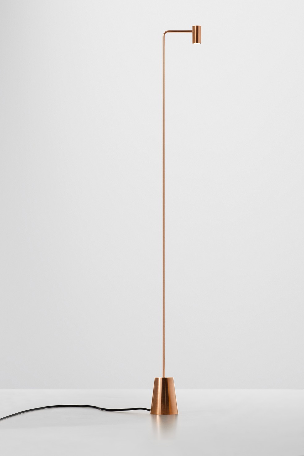 Luminárias de piso: 5 modelos para compor a decoração