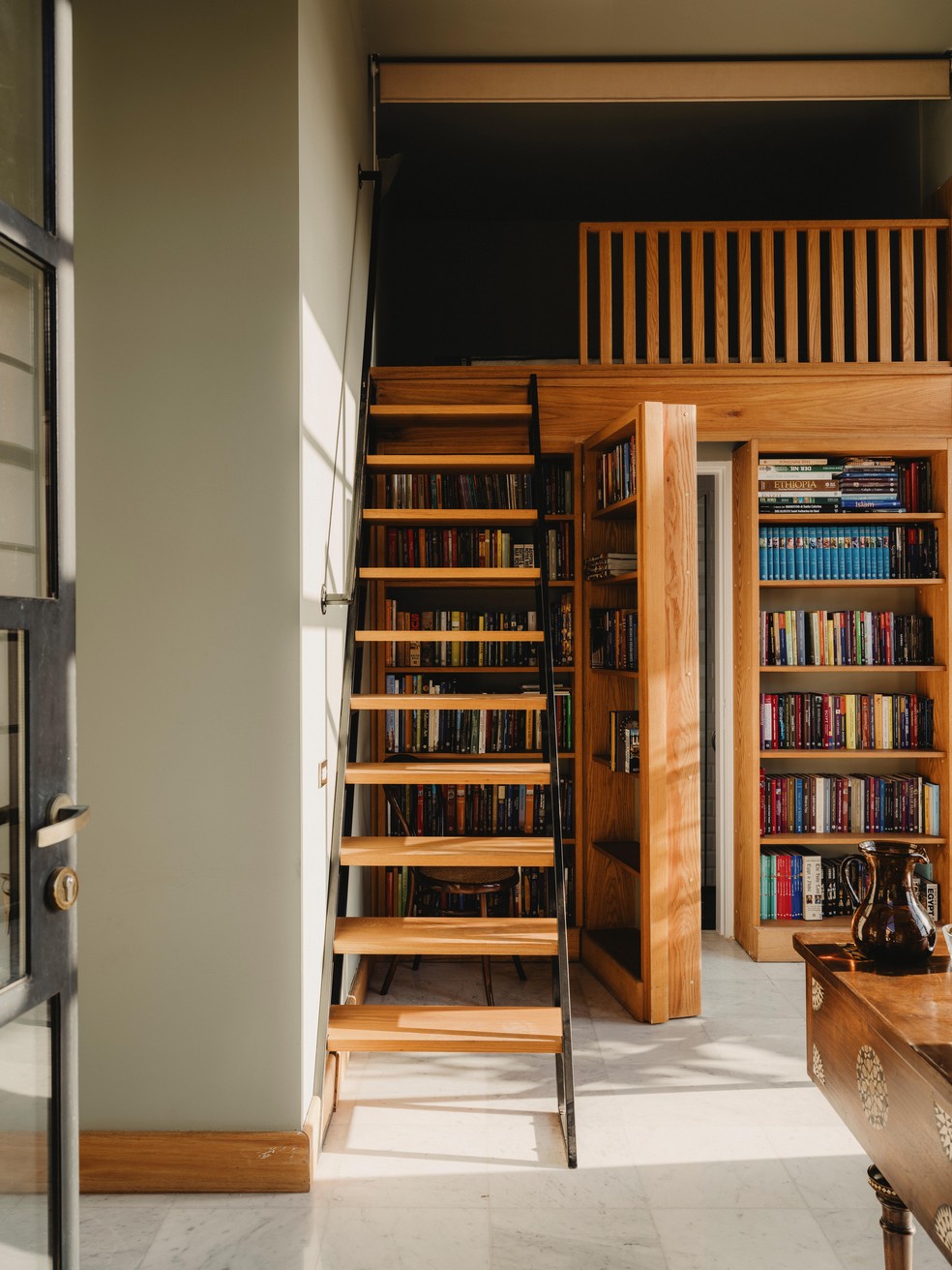 Antigo prédio art déco no Cairo abriga um hotel secreto e super exclusivo