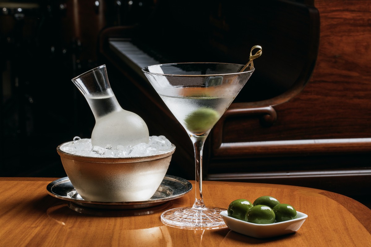 Martini: o que faz do drinque um clássico absoluto da coquetelaria