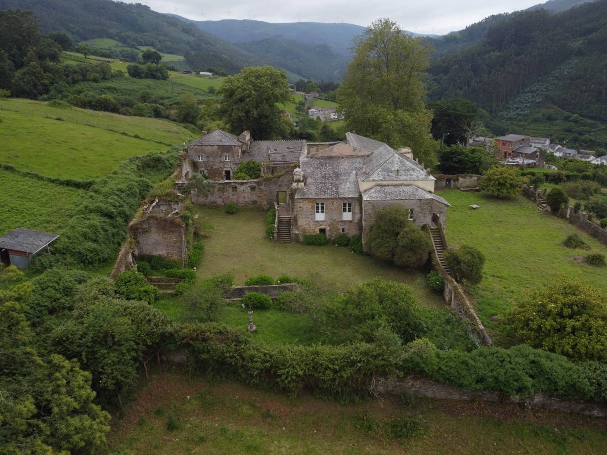 Castelo de 900 anos é colocado à venda por R$ 7 milhões na Espanha ...