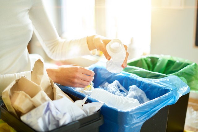 Como separar lixo reciclável: um guia prático para o dia a dia em casa