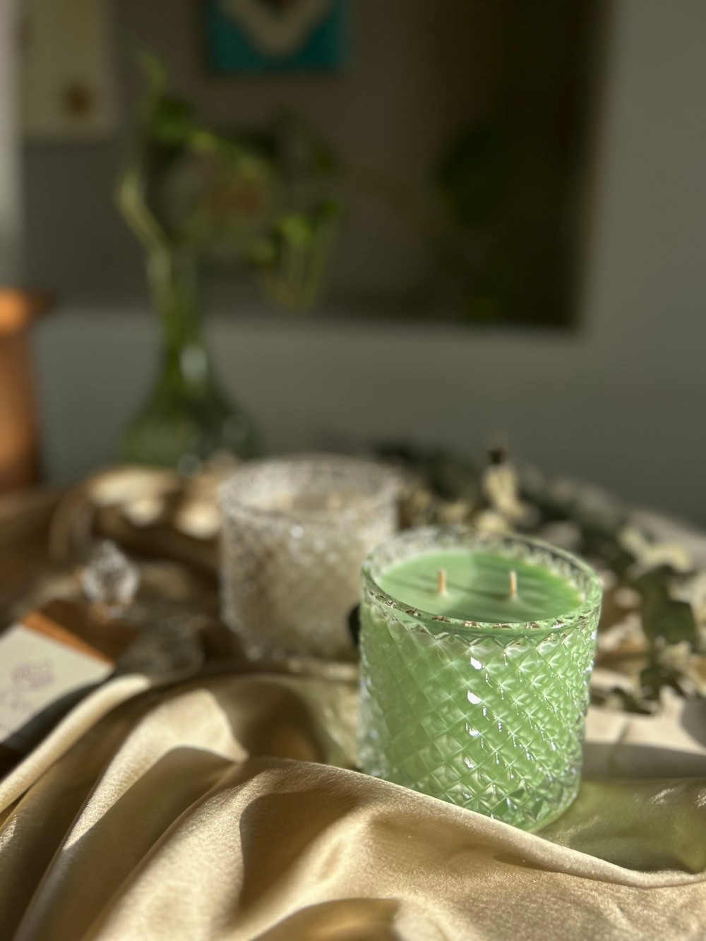 Que cor de vela você deve ter em casa, de acordo com seus objetivos