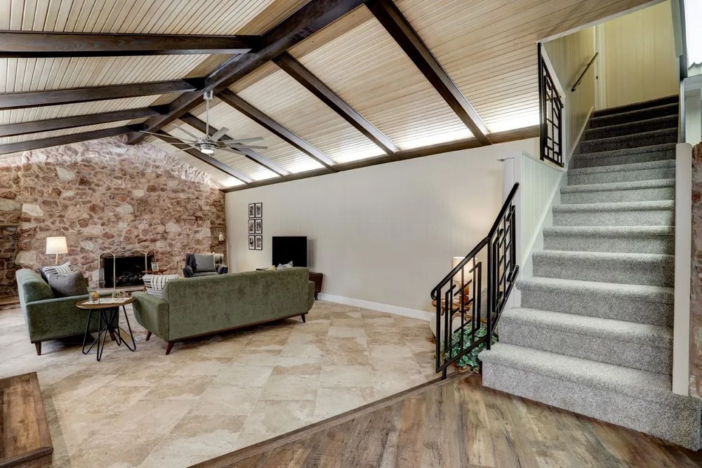 Casa no Texas onde Neil Armstrong viveu durante expedição histórica à ...