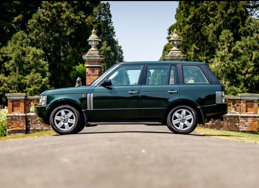 Range Rover de Elizabeth II é vendido por valor recorde em leilão ...