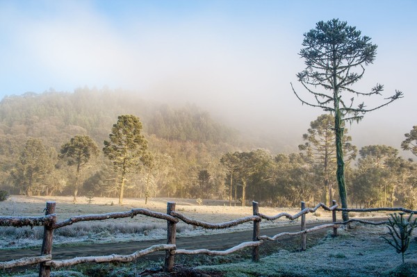 Escapadas de inverno no Brasil: 7 destinos charmosos para curtir o frio