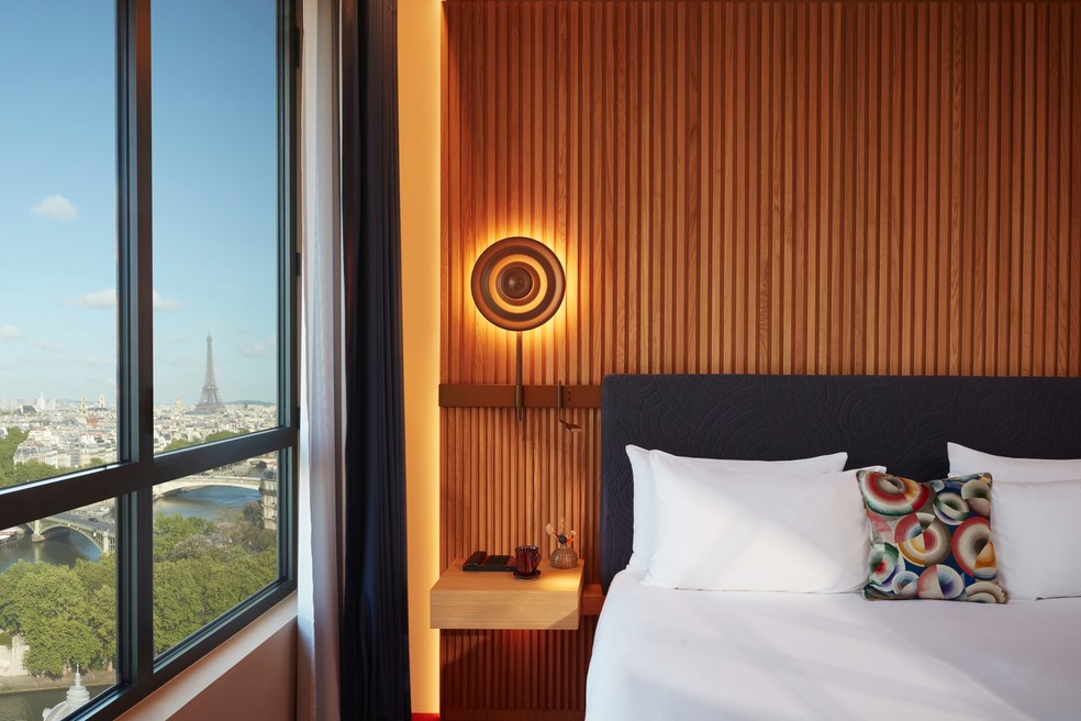 Arte, moda e conexão aberta com a cidade definem hotel em Paris ...