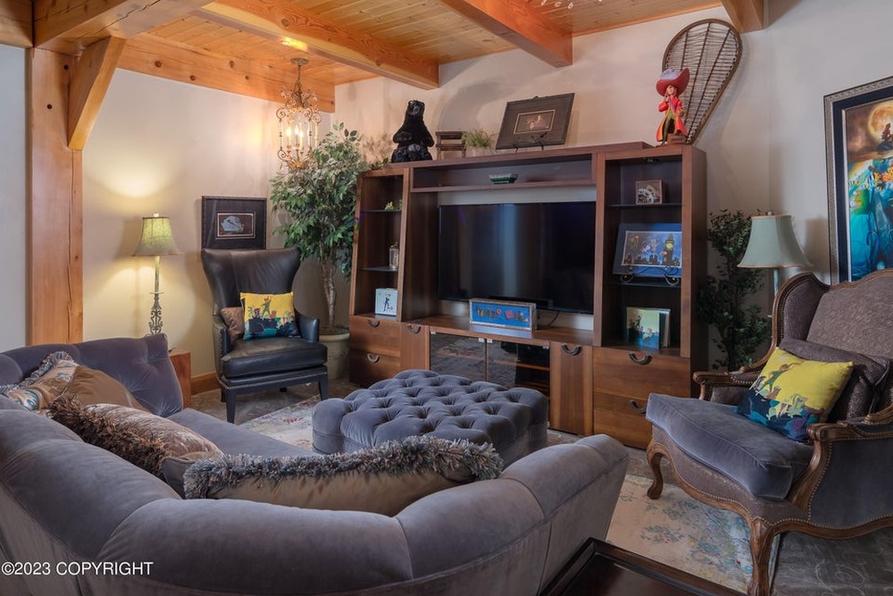 R$ 42 milhões: por dentro da mansão mais cara do Alasca