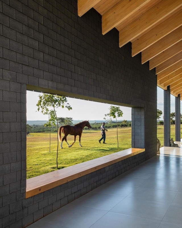 Casa de 'Sandy 40 anos' fica no interior de SP; veja fotos