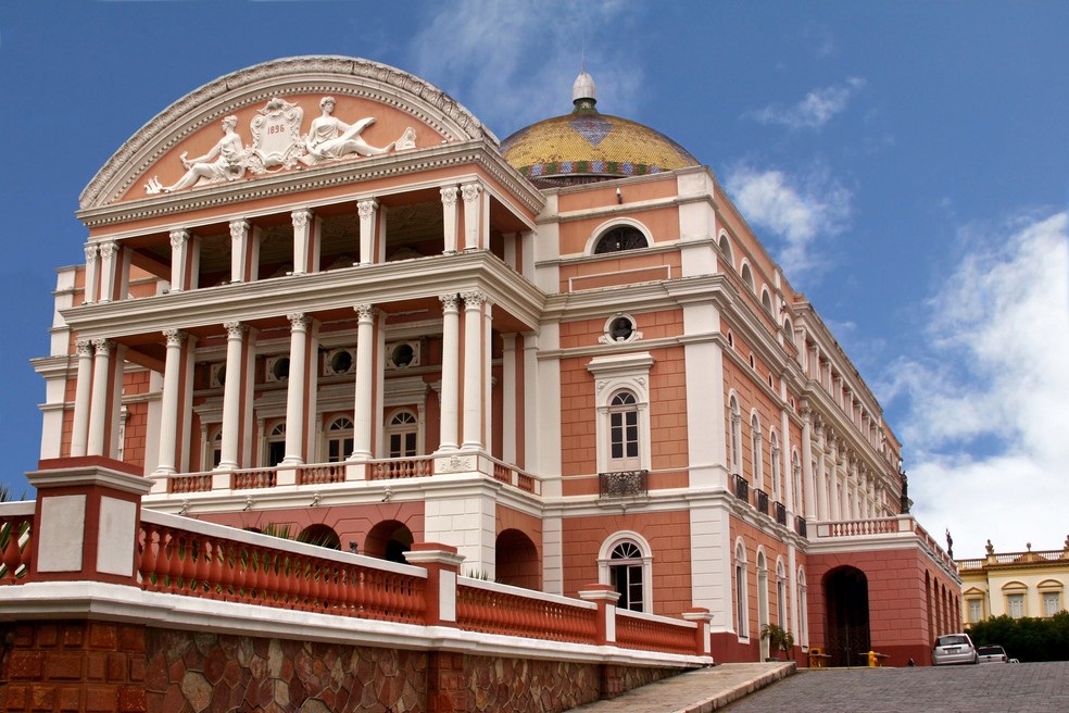 Os 10 teatros mais impressionantes do Brasil