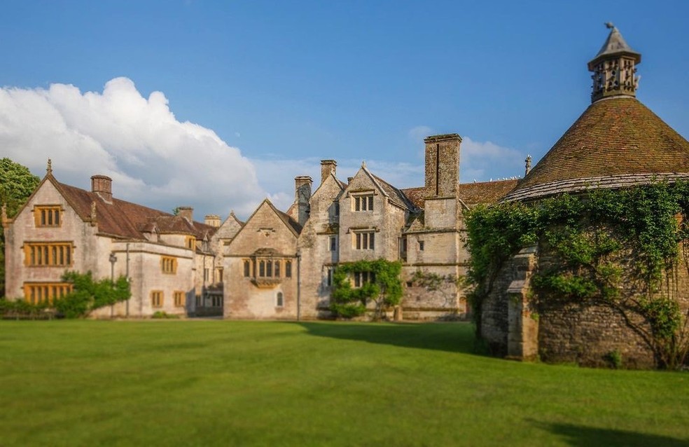 Mansão zera conta de energia de R$ 600 mil ao ano após reforma ...