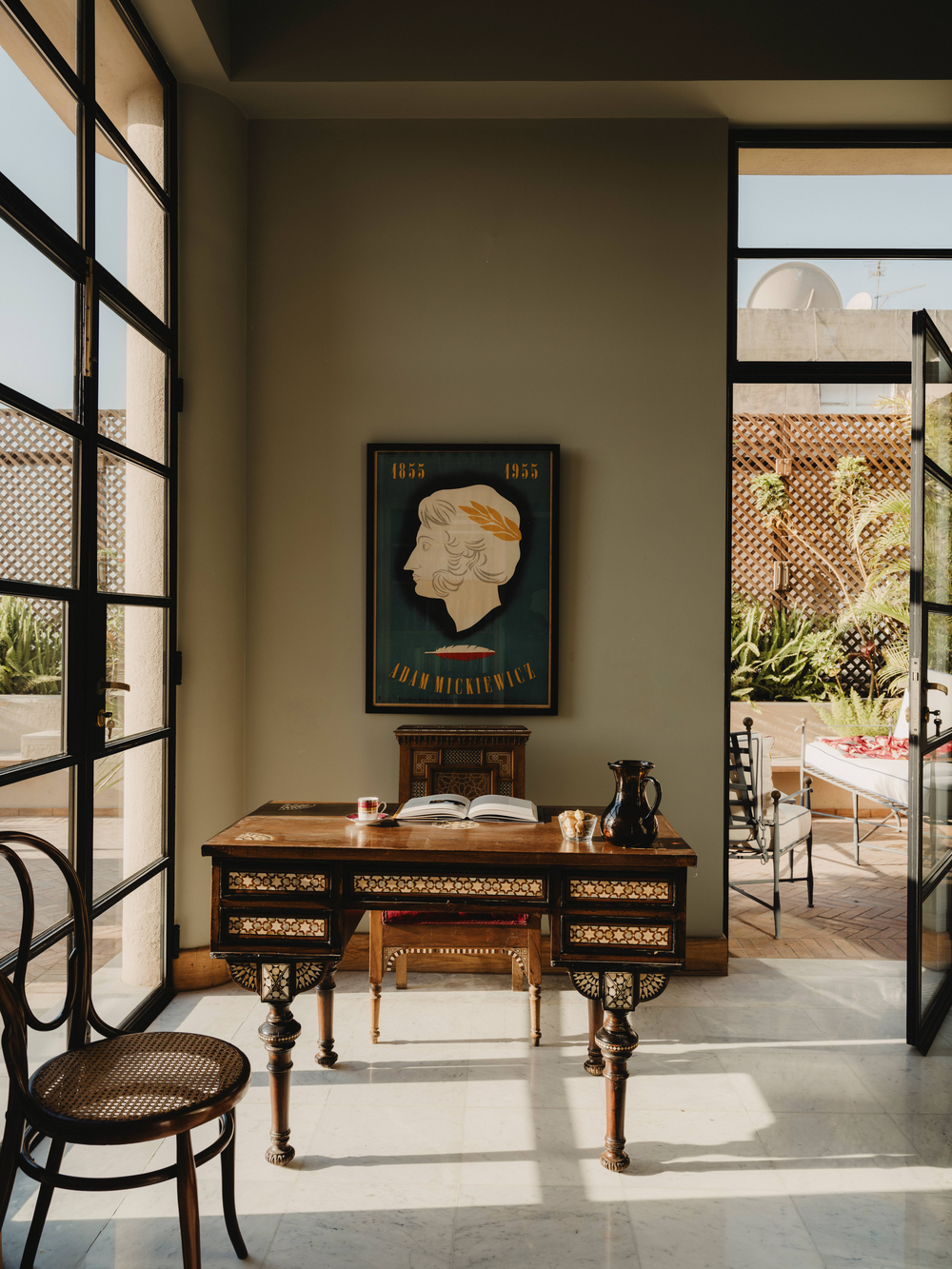 Antigo prédio art déco no Cairo abriga um hotel secreto e super exclusivo