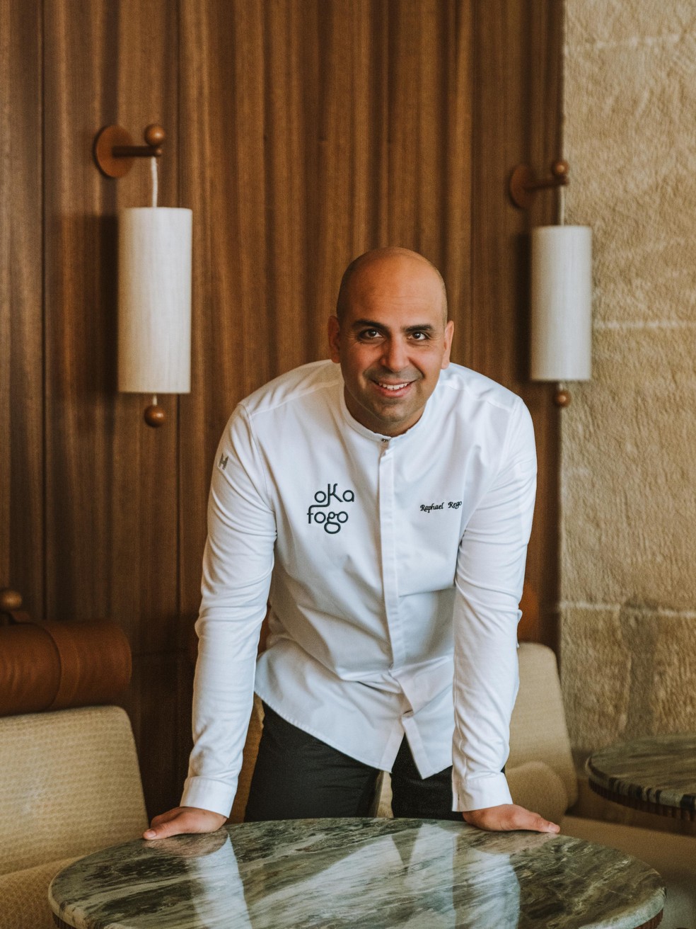 Chef carioca abre restaurante em Paris com referências brasileiras na ...