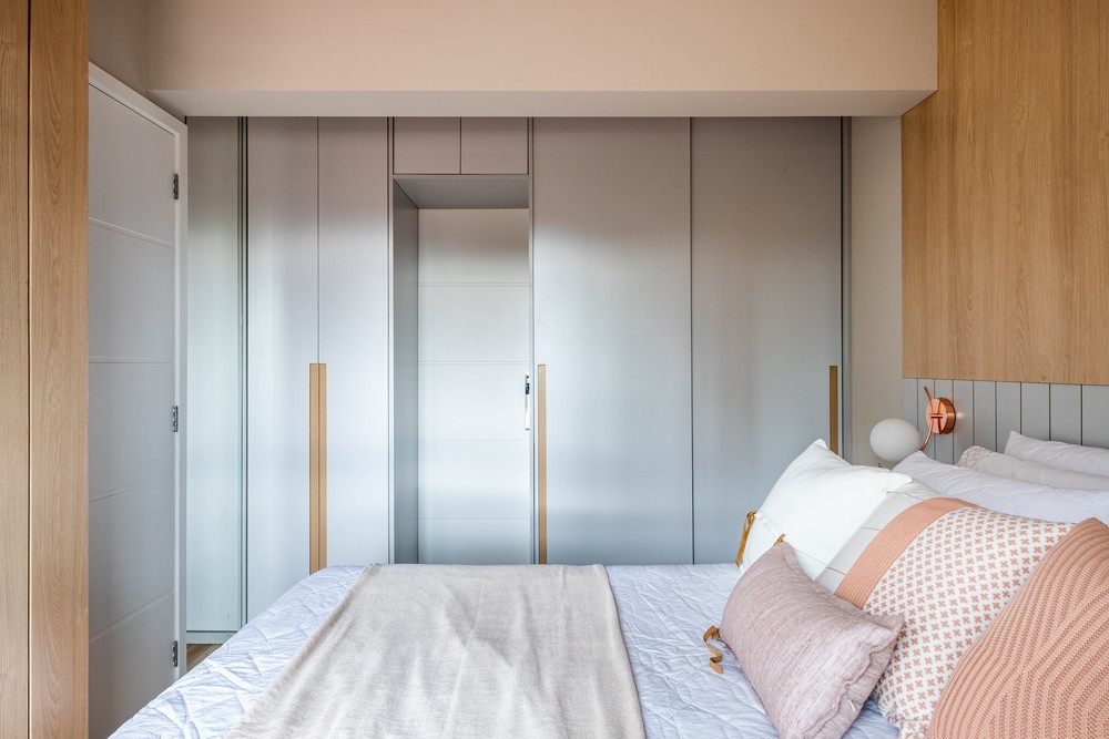 Quarto de casal pequeno: 10 inspirações para a decoração