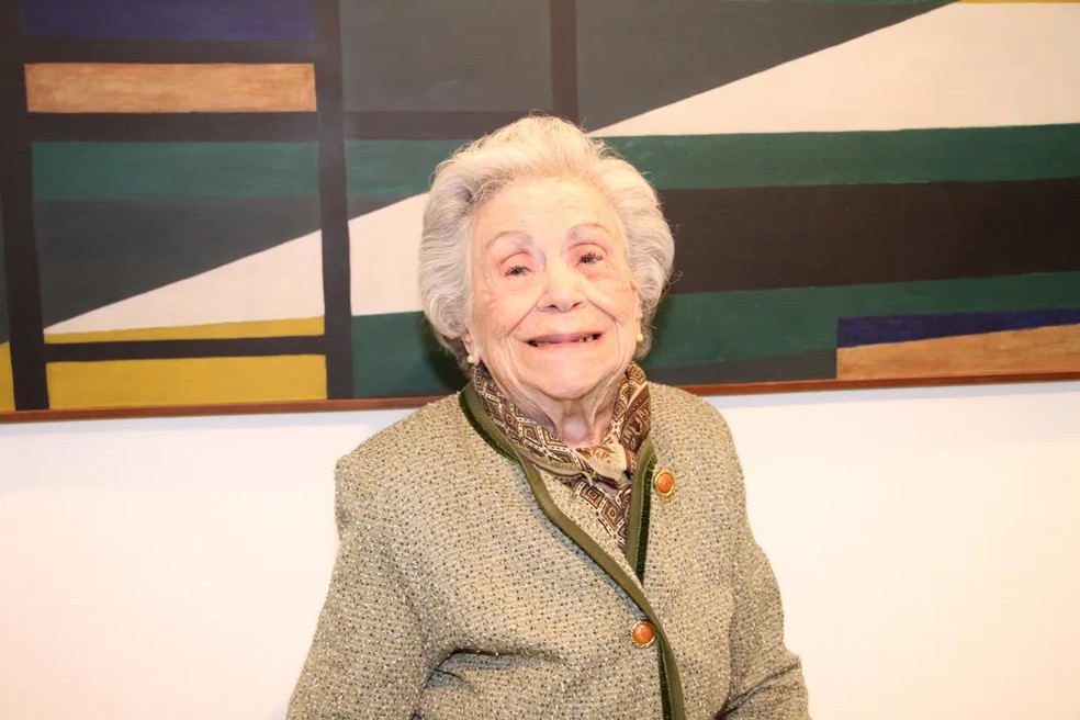 Judith Lauand, pioneira da arte concreta, morre aos 100 anos