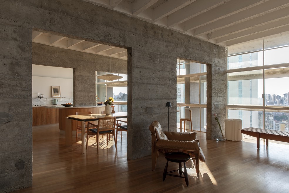 Apartamento brutalista no Copan tem vista extraordinária de São Paulo | Apartamentos | Casa Vogue