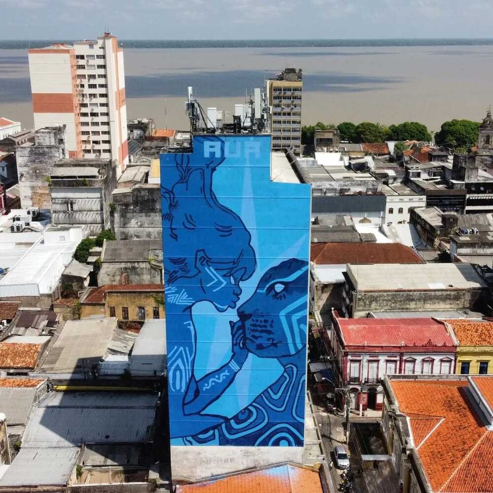 Auá Mendes reflete sobre ancestralidade em primeira individual em SP