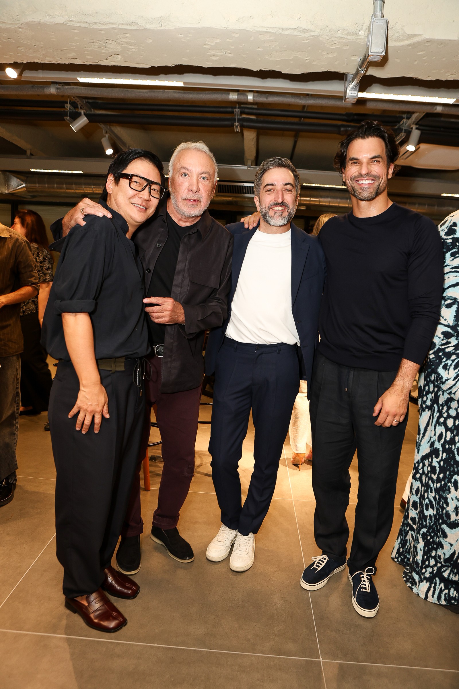 Coquetel reúne elenco do Casa Vogue 50 em celebração especial