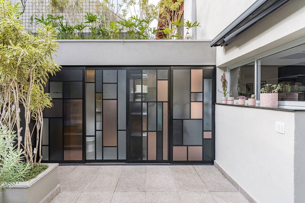 Casas com edícula: saiba como aproveitar esse espaço tão desejado