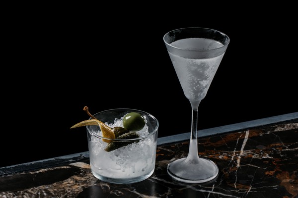 Martini: o que faz do drinque um clássico absoluto da coquetelaria
