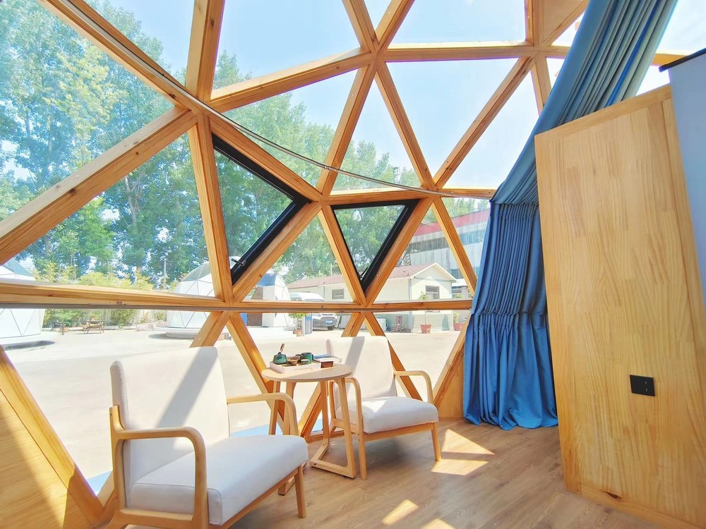 Esta minicasa cápsula pode ser instalada em qualquer lugar