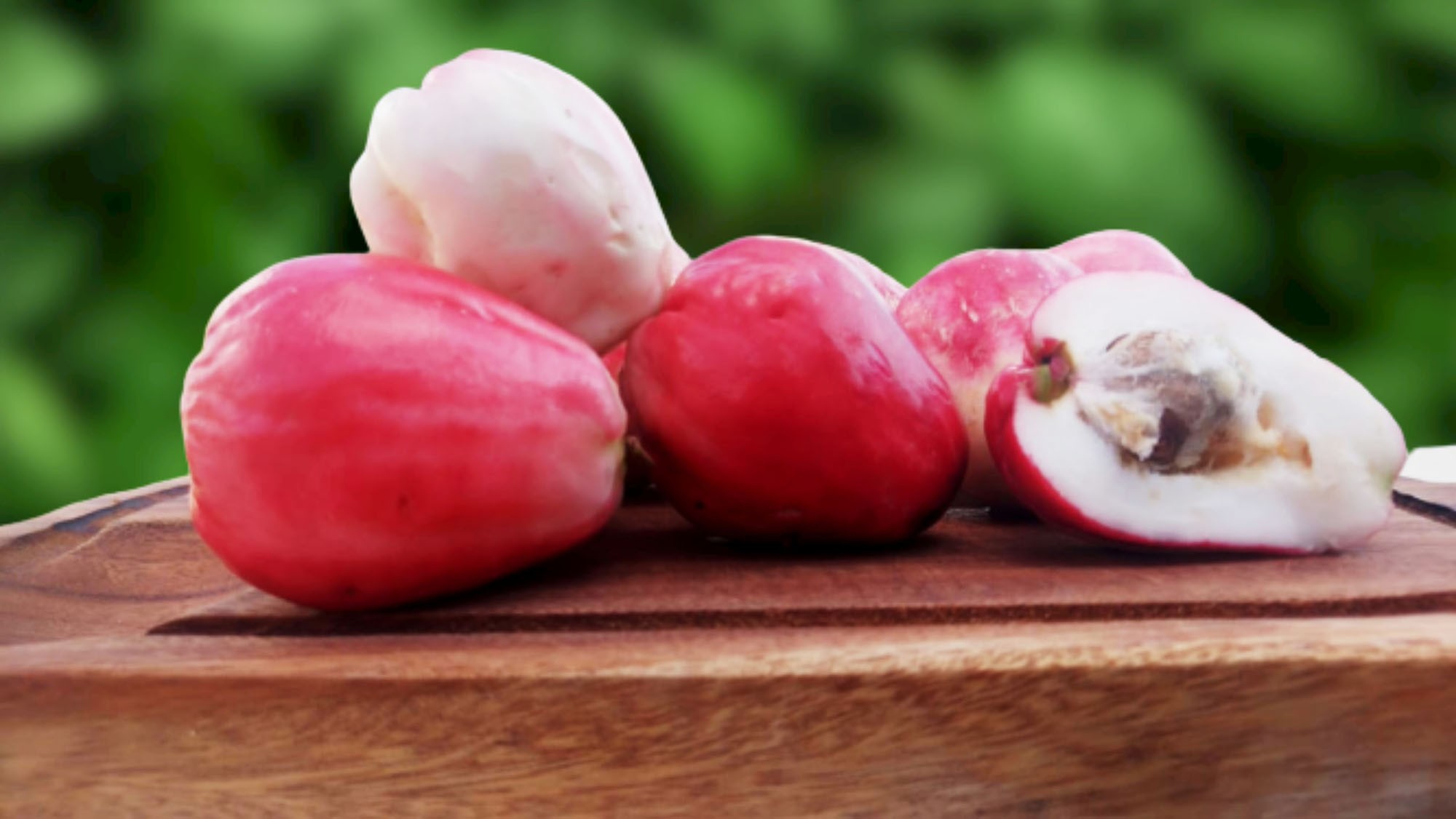 Conheça a fruta que ajuda a prevenir infarto e manter o coração saudável