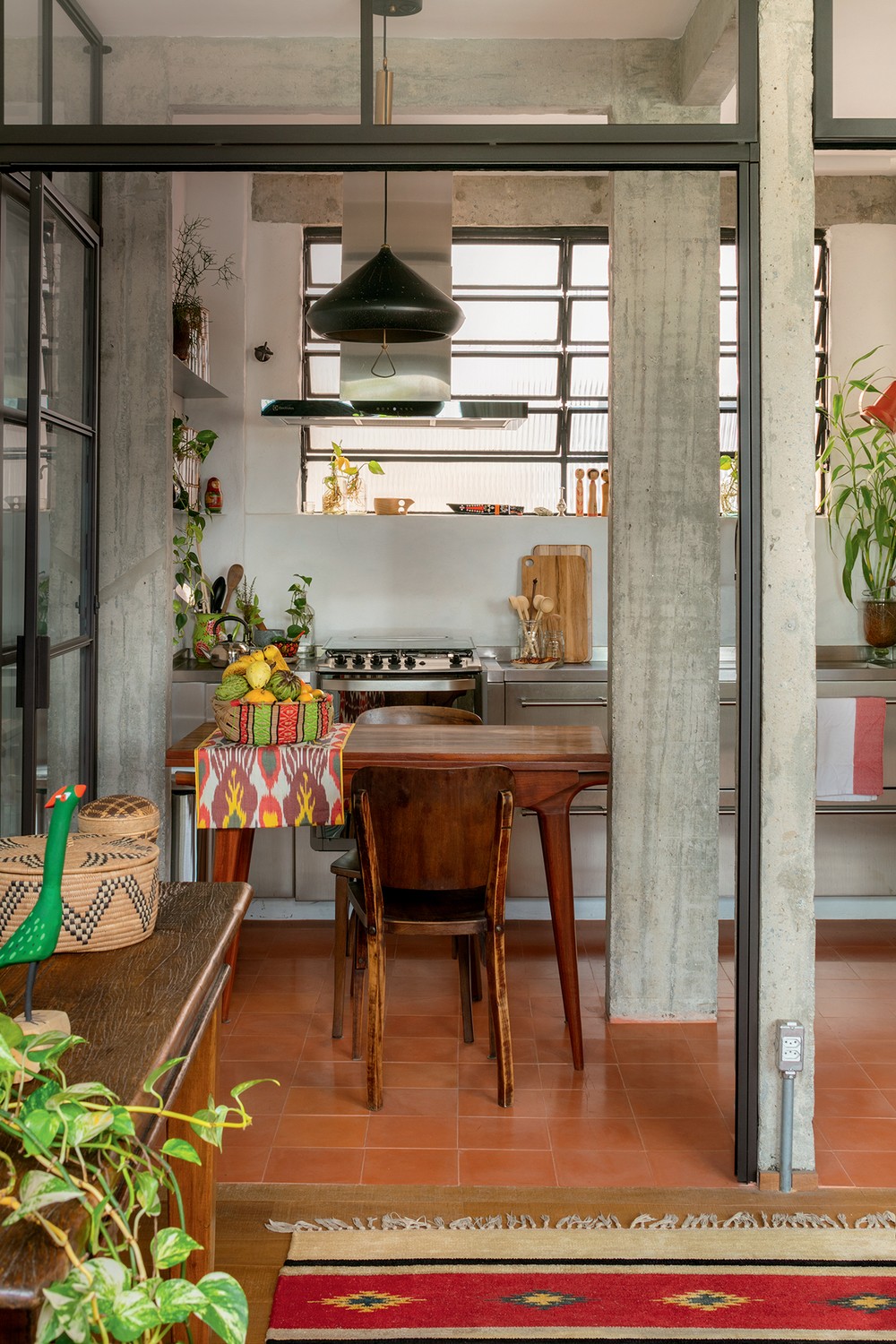 Lufe Gomes e Alexandre Disaro abrem seus apartamentos conectados no ...